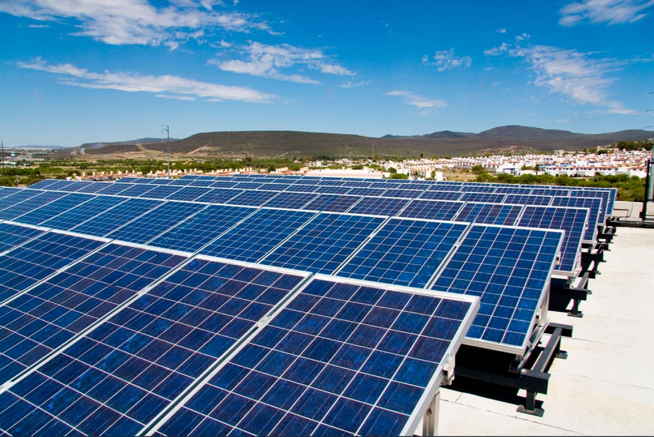 Sistema Solar en sitio para industria de servicios – Fortaleza Energy